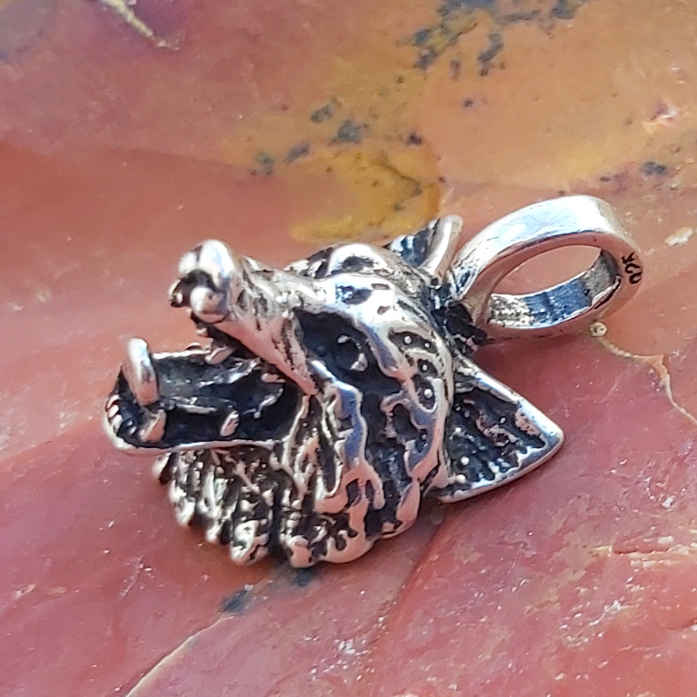 Silver Wolf Head Pendant